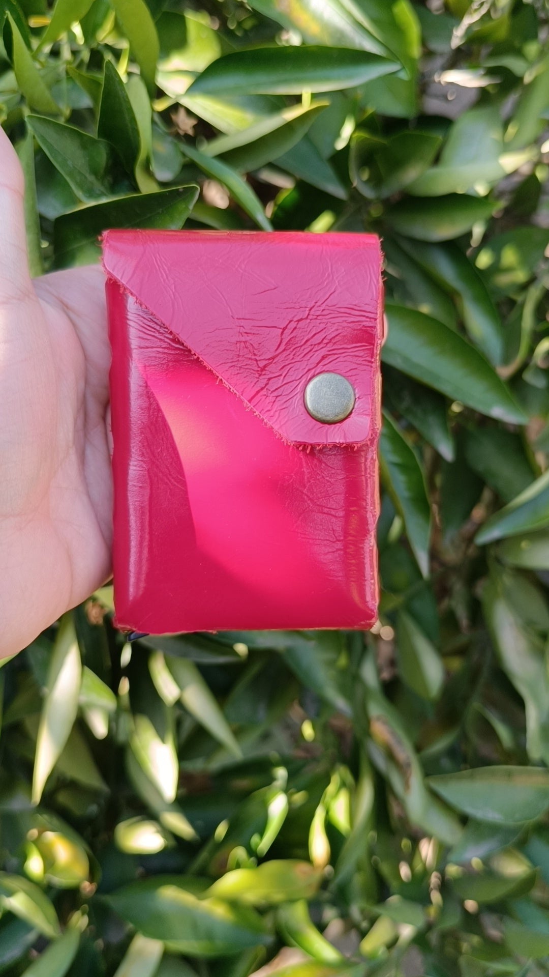 Porta Tarjetas de Cuero Rojo Richato – DROPEN